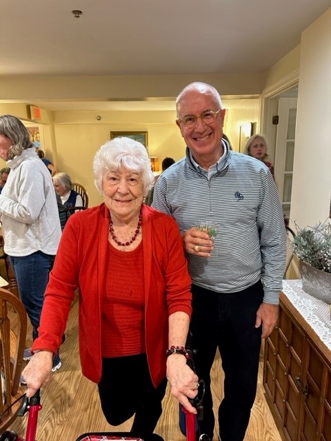 FINDING JOY IN VISITING ELDERLY RELATIVES: 10 Ideas for Spending Time ...