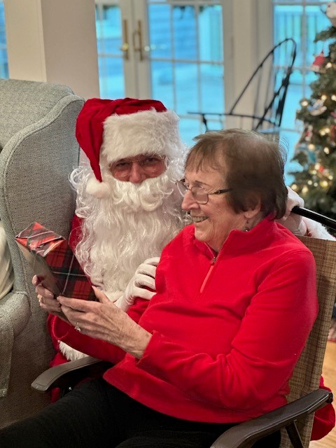 DECEMBER ROUND UP - Decatur House Assisted Living Residence